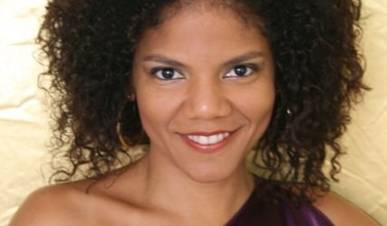 Juliana Ribeiro no Pelourinho | Dois Terços